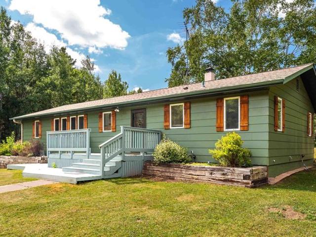 1349 Bourdage Rd, Two Harbors, MN 55616