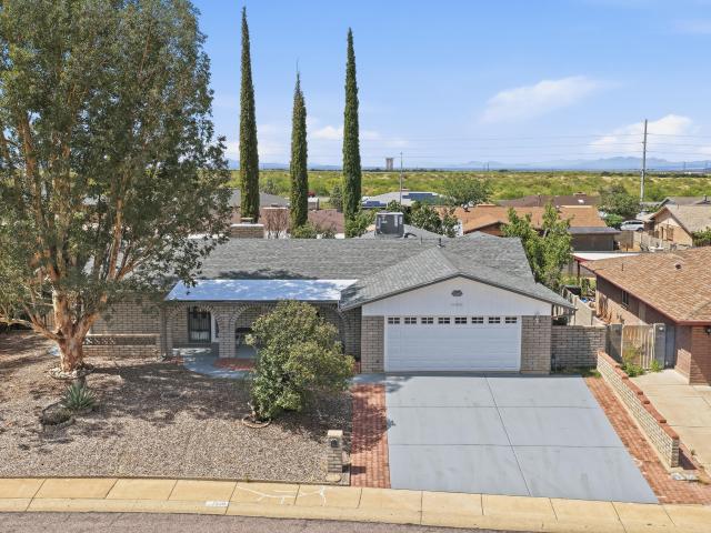 1349 CHOLLA Circle