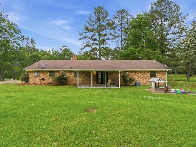 1349 County Road 29, Louin, MS 39338