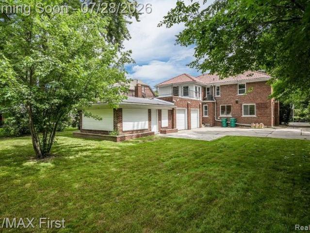 1349 Devonshire Road