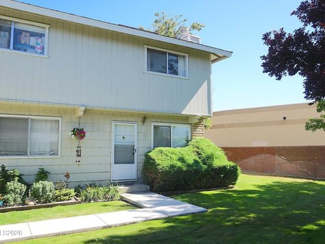 1349 El Dorado Ave Apt F, Gardnerville, NV 89410