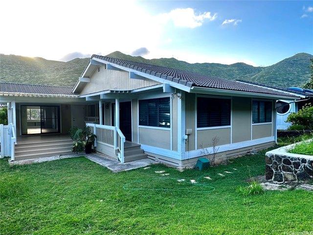 1349 Kaeleku St, Honolulu, HI 96825
