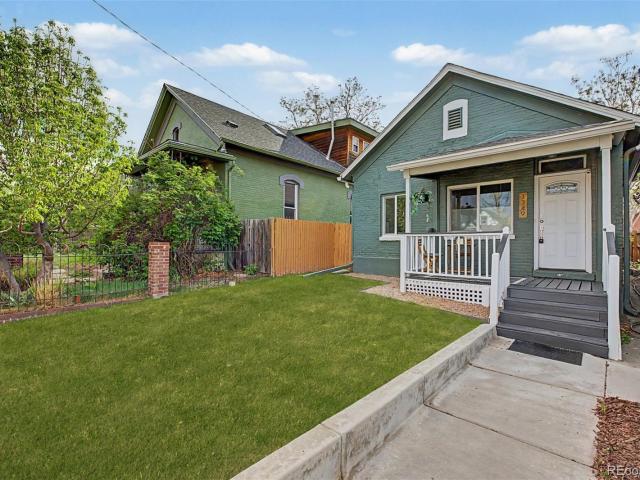 1349 Lipan Street