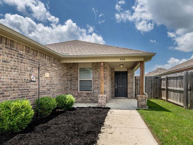 1349 S Kingfisher Lane