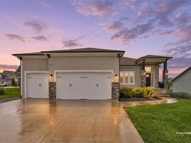 13403 W 181st Ter, Overland Park, KS 66013