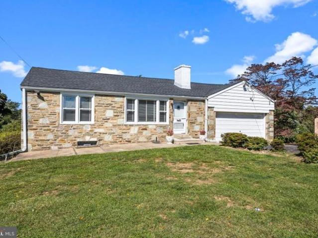 13400 10 Trevose Rd, Philadelphia, PA 19116