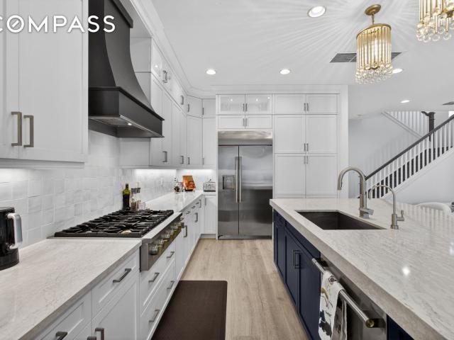 13400 Bernoulli Way, Palm Beach Gardens, FL