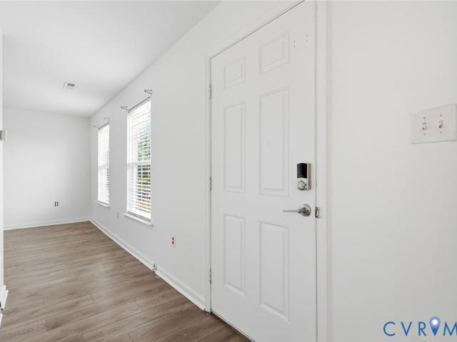 13401 Greenham Court