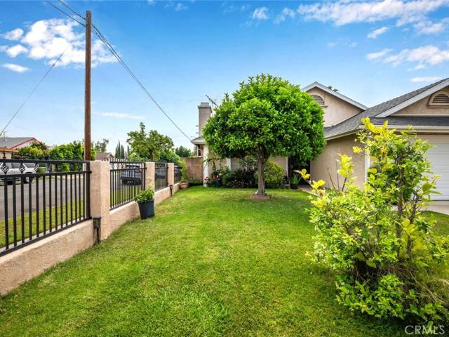 13402 Wentworth St, Arleta, CA 91402 | MLS #PW26084 | Compass