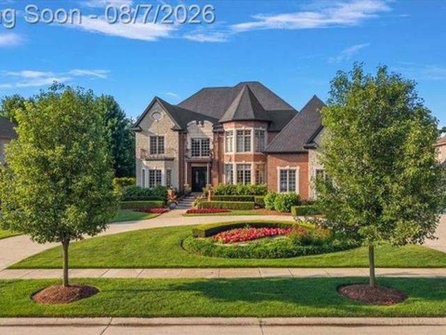 13404 Partridge Run, Shelby Township, MI 48315