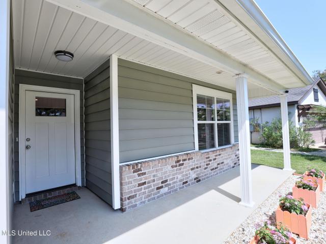 13405 Willow Oak Circle