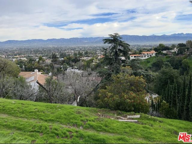 13406 Newcomb Dr, Sherman Oaks, CA 91423 | MLS #26667