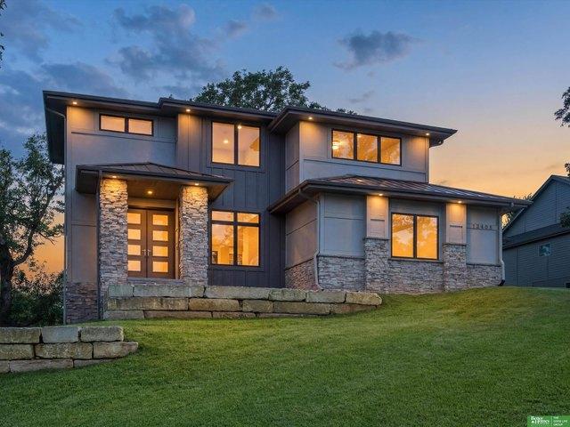 13406 Spencer Cir, Bellevue, NE 68123