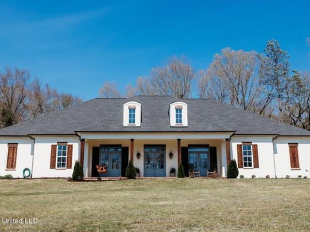 1340 Mount Pleasant Rd, Byhalia, MS 38611