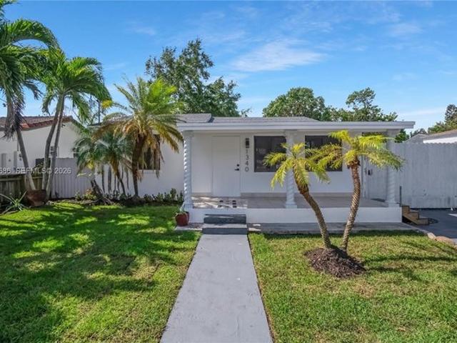 1340 NW 52nd St, Miami, FL 33142