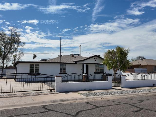 1340 N 38th Dr, Phoenix, AZ 85009 | Compass