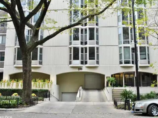 1340 N Dearborn Street, 6A, Chicago, IL 60610