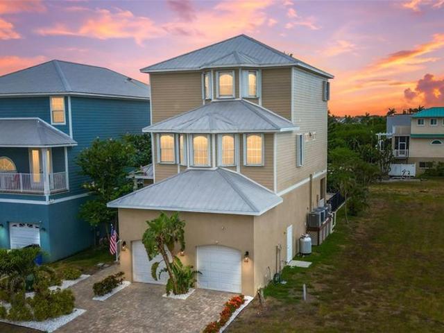 1340 Apollo Beach Blvd S, Apollo Beach, FL 33572