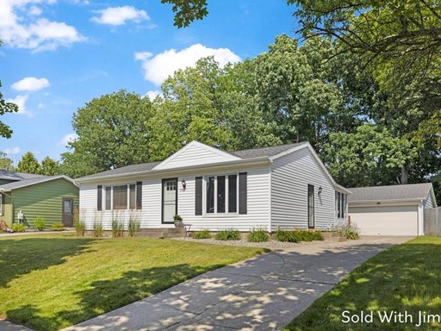 1340 Beckwith Ave NE, Grand Rapids, MI 49505