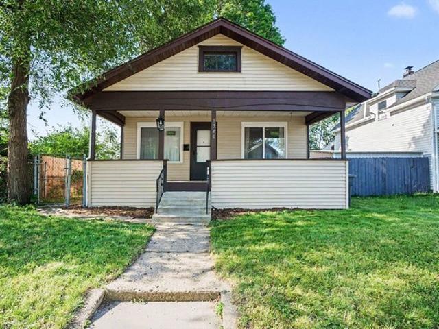 1340 E Calvert St, South Bend, IN 46613