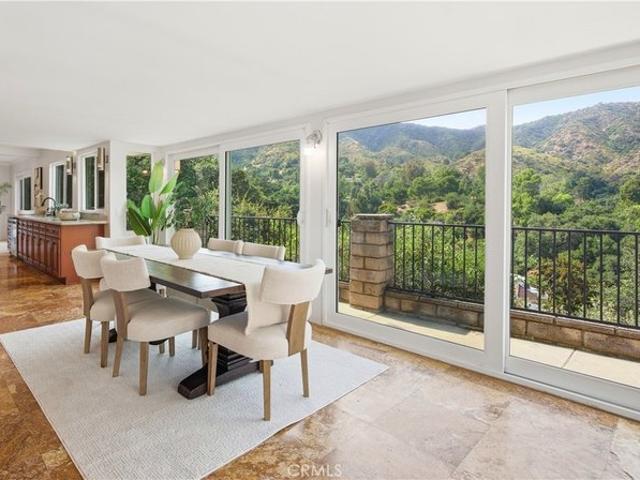 1340 Hillside Dr, Glendale, CA 91208