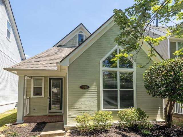 1340 island town dr