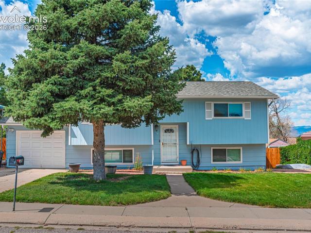 1340 Kachina Drive