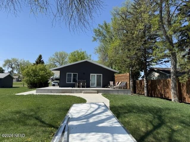 1340 Lynwood Dr, Watertown, SD 57201