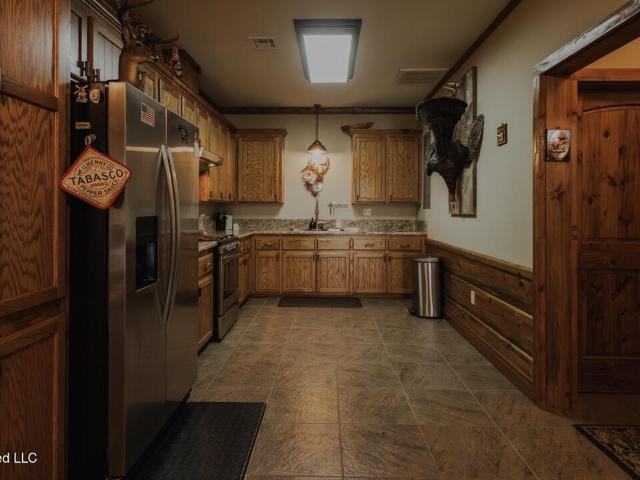 1340 Paradise Lane
