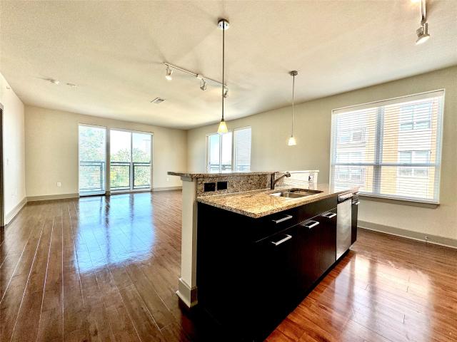 1340 W Gray Street 208