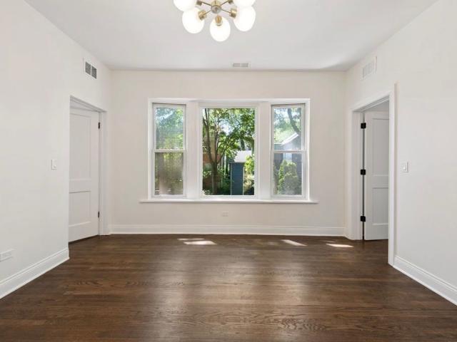 1340 W Hollywood Ave, Unit 1, Chicago, IL 60660 | Compass