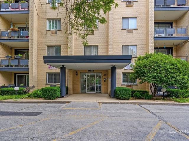 1340 W Touhy Ave Apt 202, Chicago, IL 60626