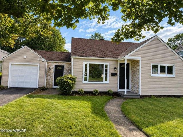 1340 Warren Ave, Williamsport, PA 17701