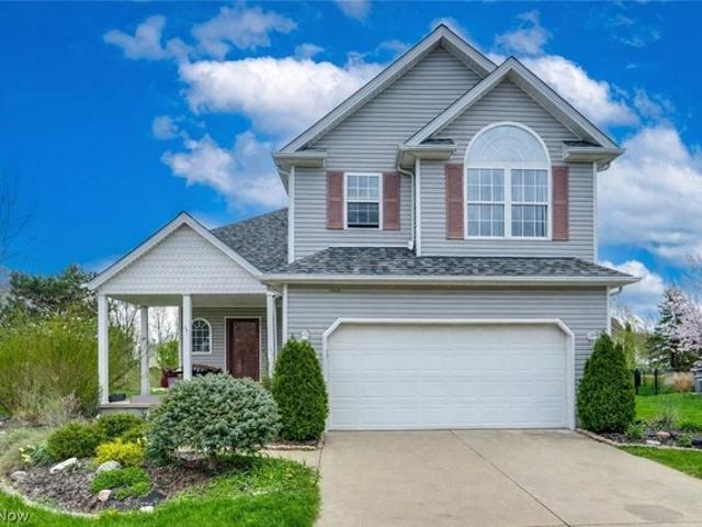 1340 Waterbury St, Medina, OH 44256