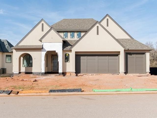 13413 Creek Pointe Ln, Oklahoma City, OK 73131