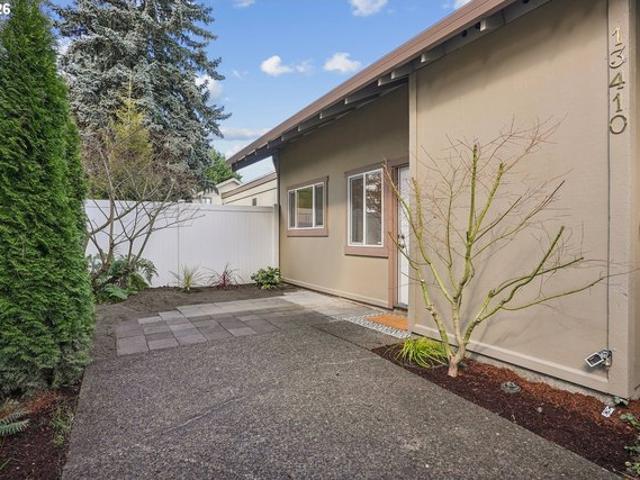 13410 SE McGillivray Blvd, Vancouver, WA 98683