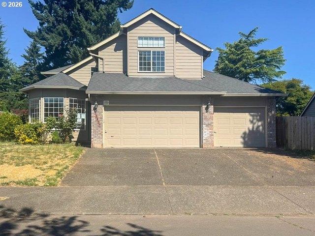 13417 Squire Dr, Oregon City, OR 97045