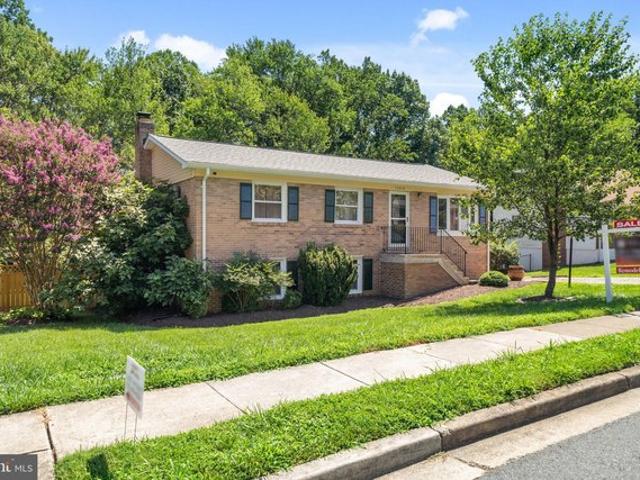 13415 Kingsman Rd, Woodbridge, VA 22193