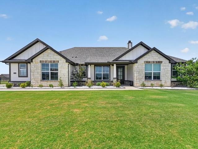 13416 Sage Meadow Cir, Sanger, TX 76266