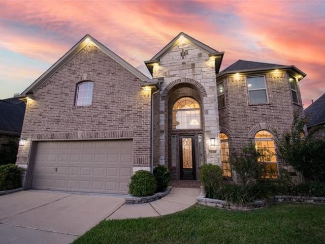13418 Lansdown St, Rosharon, TX 77583