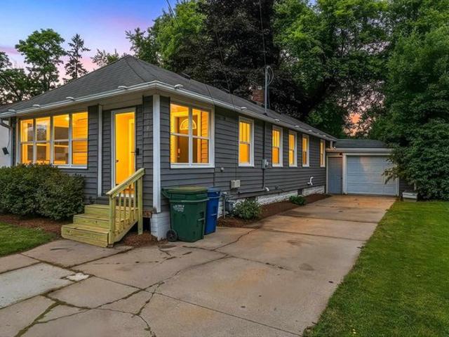 1341 McCormick St, Green Bay, WI 54301