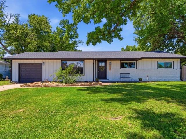 1341 N Dorothy Ave, Claremore, OK 74017