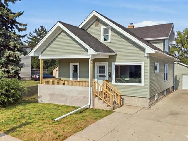 1341 Ohio St, Racine, WI 53405