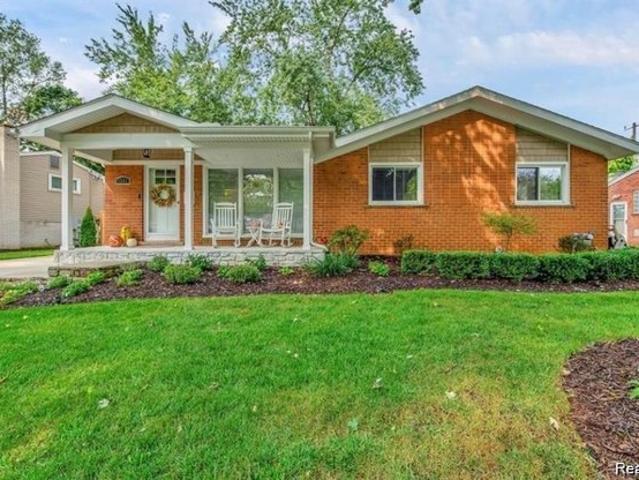 1341 Catalpa Dr, Rochester, MI 48307
