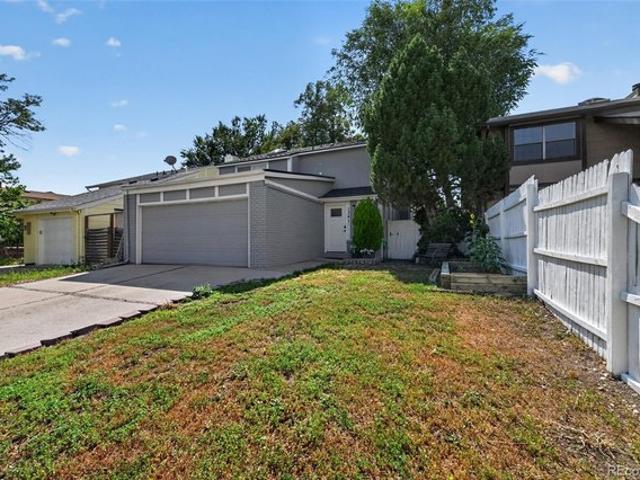 1341 Dogwood Ln, Longmont, CO 80501
