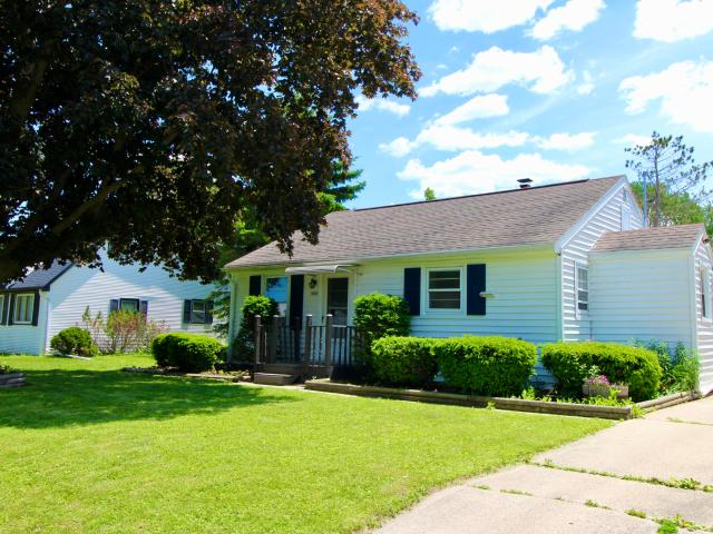 1341 Pershing Ave