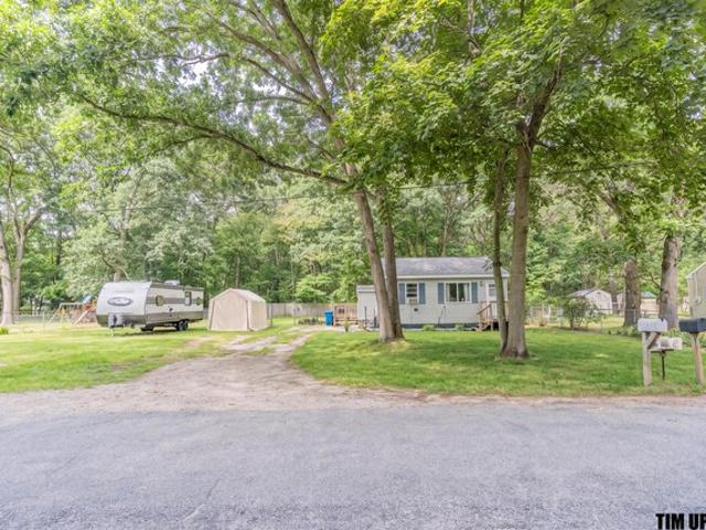 1341 S Bolen Rd, Muskegon, MI 49442