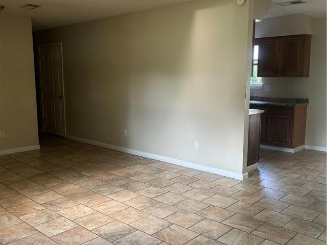 1341 S Tampa