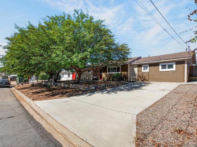 13422 Standish Dr