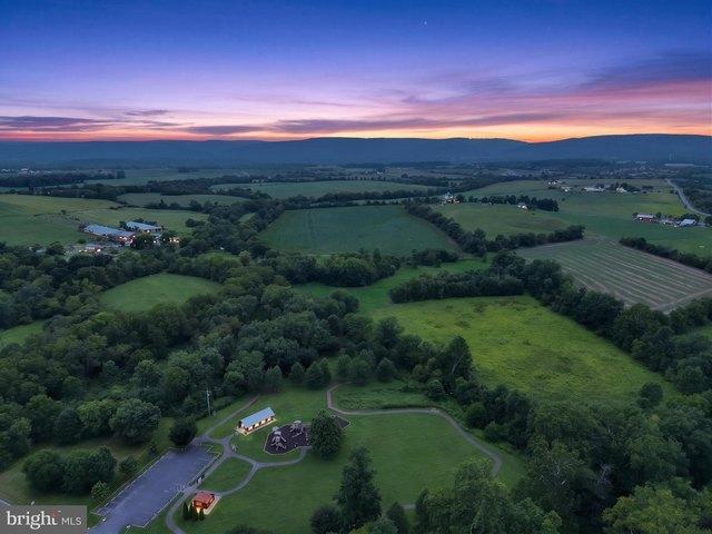 13424 B Old Frederick Rd, Thurmont, MD 21788